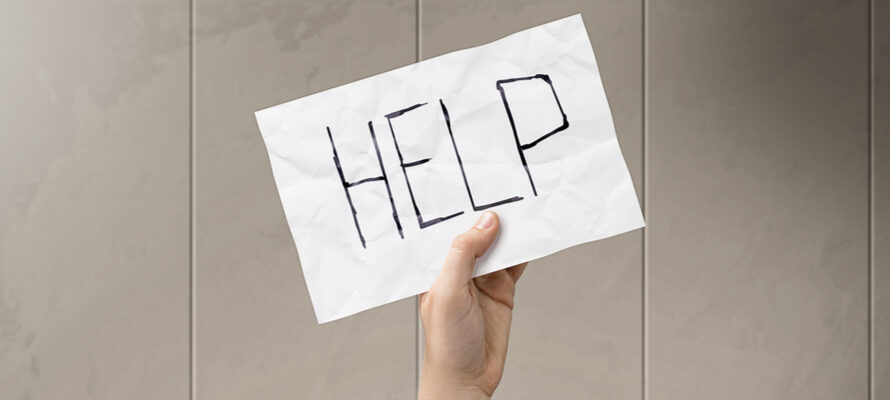 Raad Gevraagd: "toch hulp bieden als iemand geen hulp wil? - MAX Vandaag