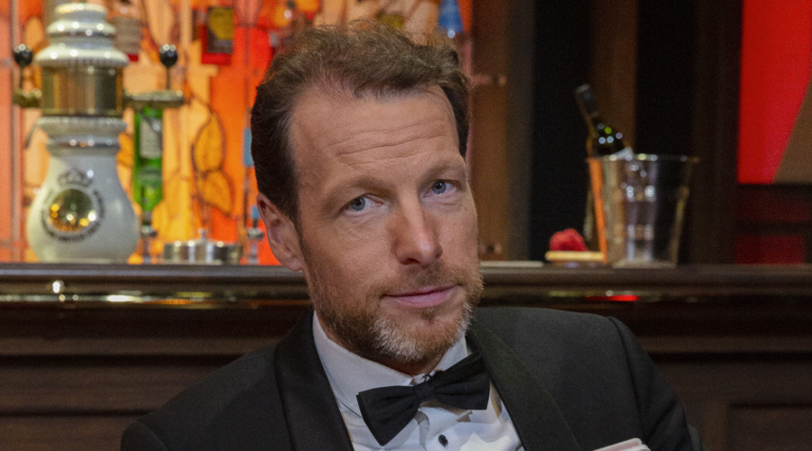 Met het Mes op Tafel viert 25ste verjaardag - MAX Vandaag