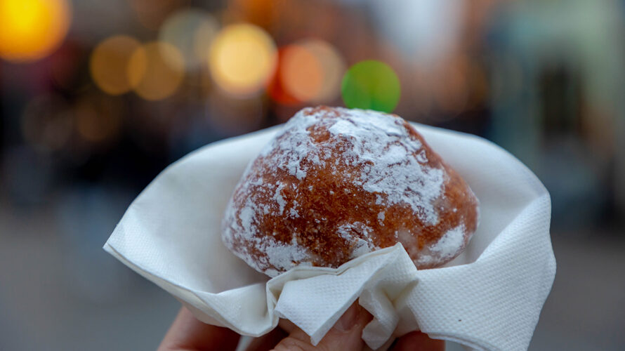 Zo maakt u een 17e-eeuwse oliebol - MAX Vandaag