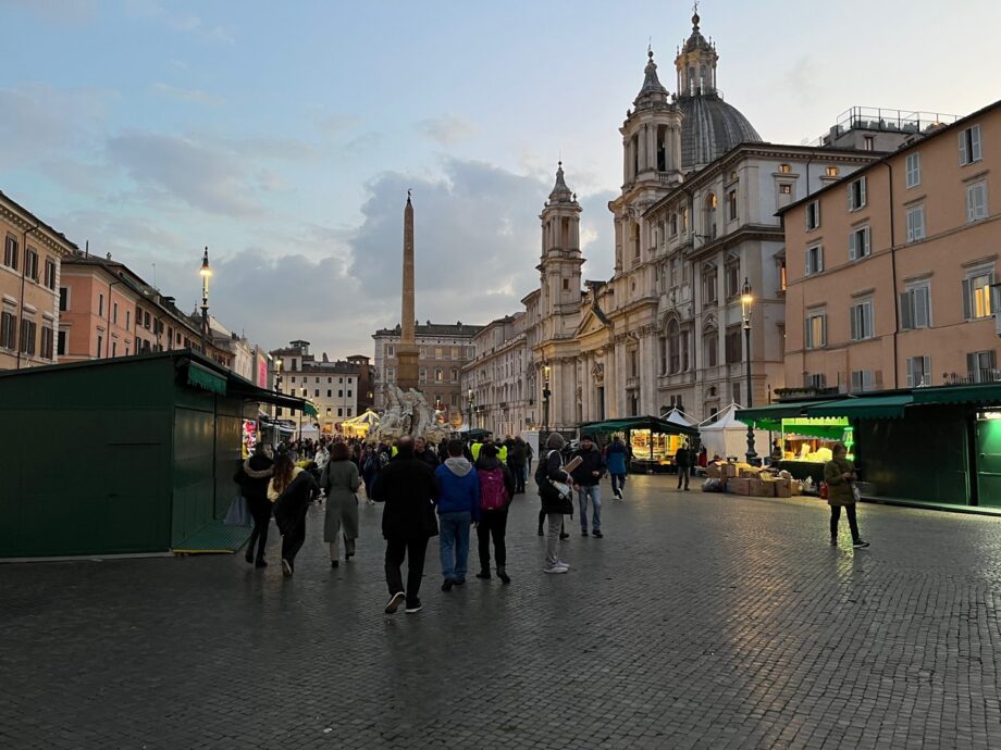 Maxime op reis: kerstsfeer en oudheden in Rome - MAX Vandaag