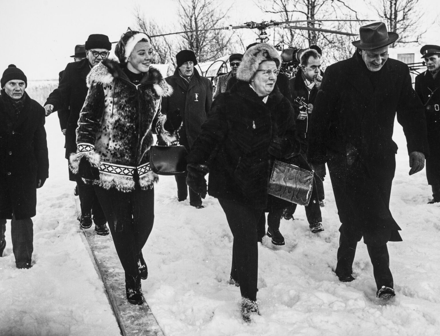 Reinier Paping wint de legendarische Elfstedentocht van 1963 - MAX Vandaag