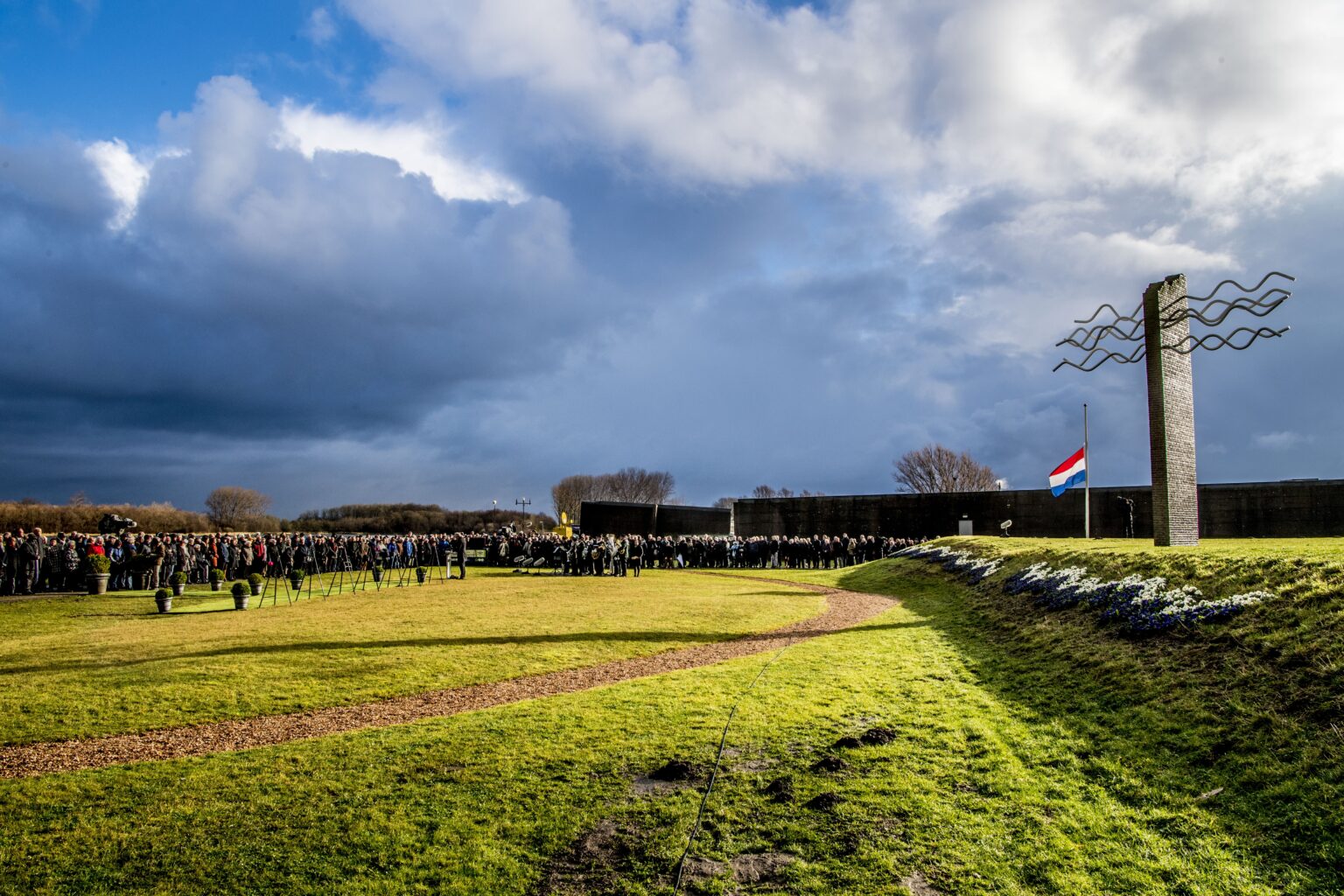 De Watersnoodramp, de grootste Nederlandse natuurramp van de 20e eeuw ...