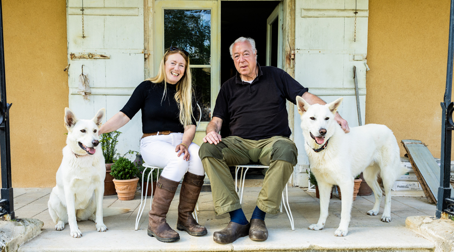 Hoe goed kent u kasteelvrouwe Emmy? Doe mee aan de quiz - MAX Vandaag