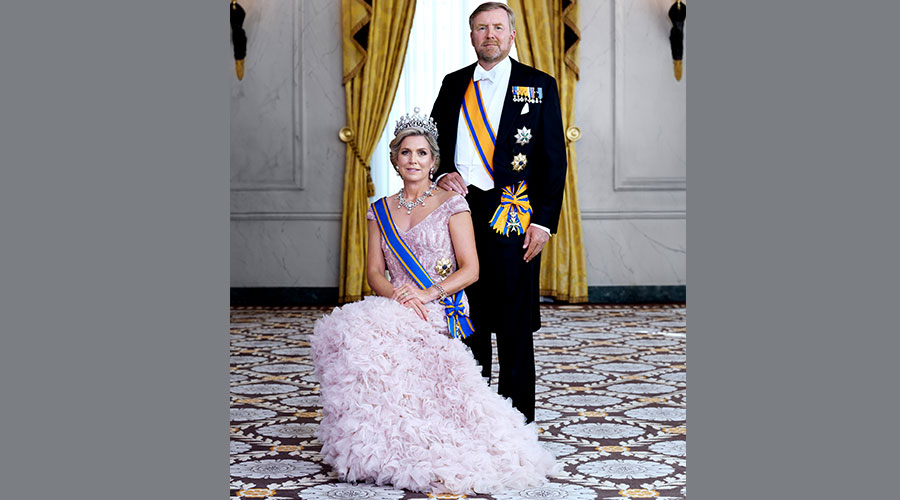 Nieuwe staatsiefoto's voor 10-jarig koningschap van koning Willem ...