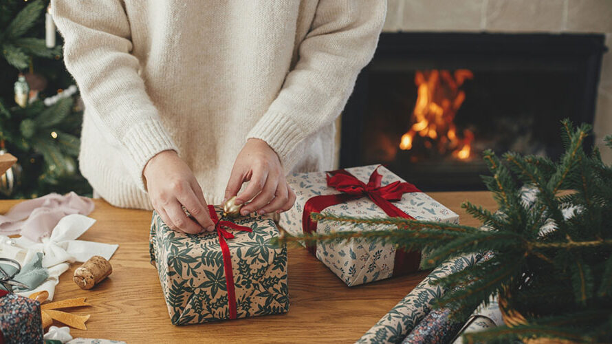 Met deze tips pakt u al uw cadeaus prachtig in - MAX Vandaag