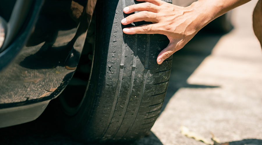 Hoe lang gaan autobanden mee? En 5 tips om hun levensduur te verlengen ...