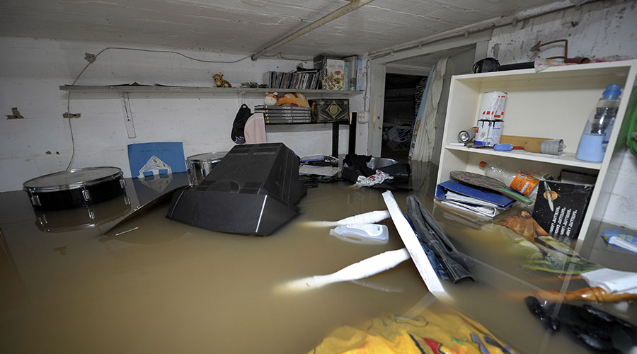 Water in de kelder? Dit moet u doen bij een ondergelopen kelder - MAX ...