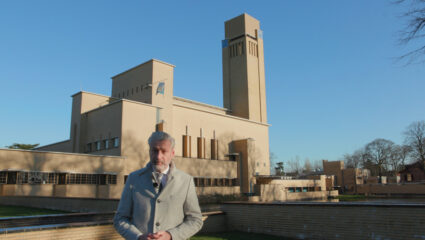 Stadswandelingen met Paul Rem - MAX Vandaag