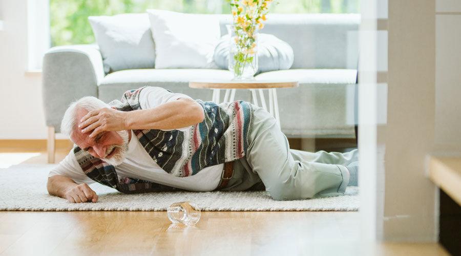 Met deze tips kunt u het risico op vallen verlagen - MAX Vandaag