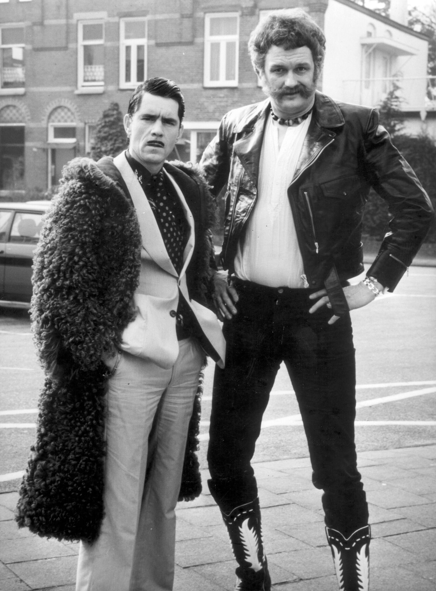 Het Simplisties Verbond, de satirische humor van Kees van Kooten en Wim ...