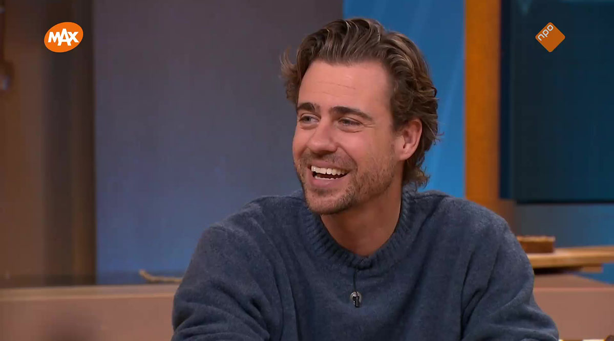 Medisch Centrum West in nieuw doktersjasje, Beau Schneider speelt ...