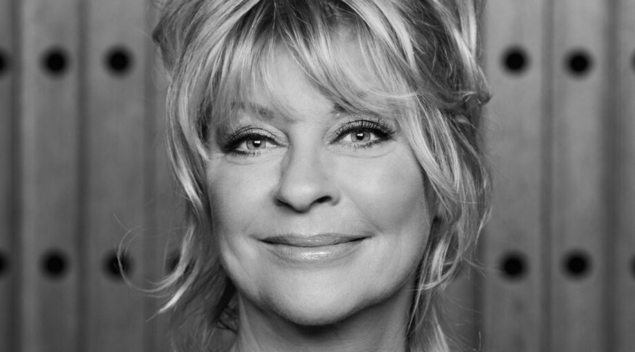 Manuëla Kemp op 61-jarige leeftijd overleden - MAX Vandaag