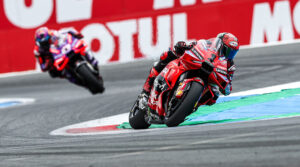 100 jaar TT Assen op de 'Kathedraal van de motorsport' - MAX Vandaag