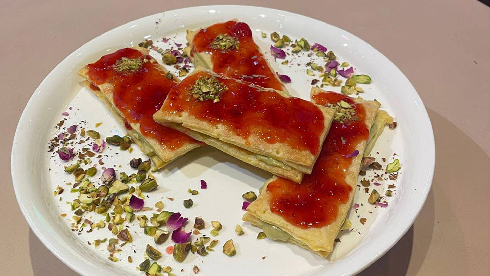 Marokkaanse tompouce van Nadia Zerouali - MAX Vandaag