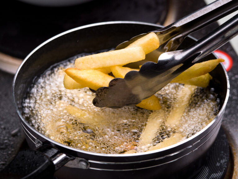 Wat is de beste aardappel om patat mee te maken? - MAX Vandaag
